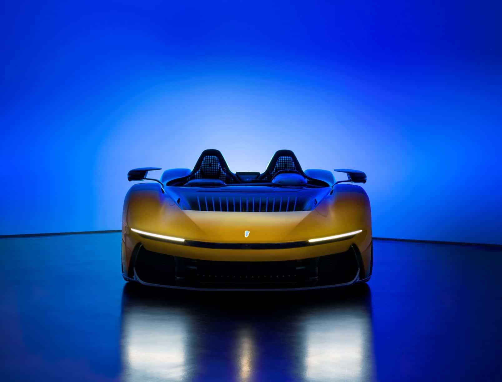Pininfarina B95: Así es el primer Hyper Barchetta eléctrico del mundo