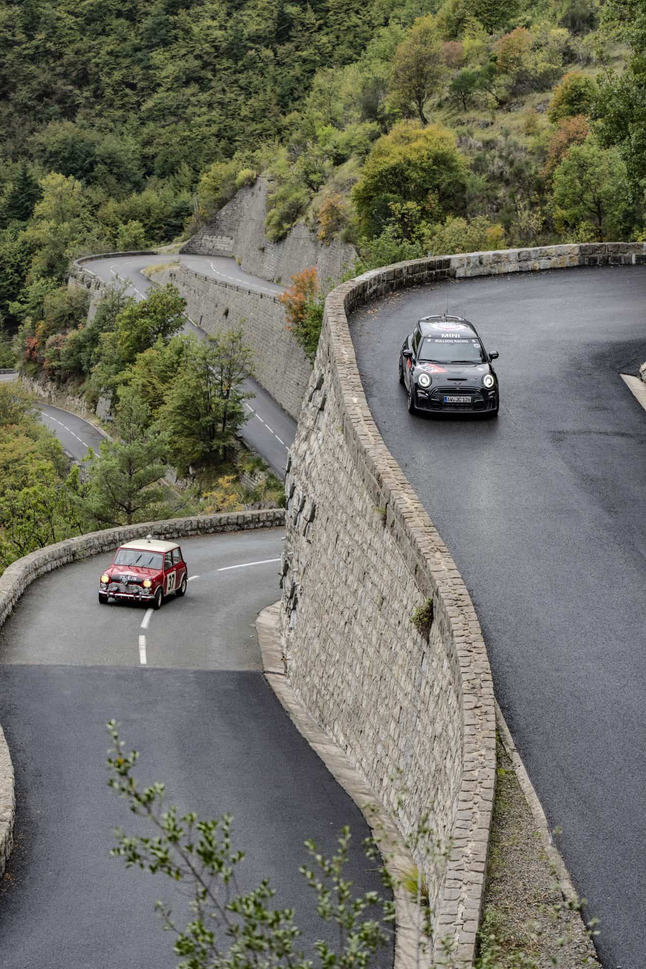 Se cumplen 60 años del triunfo de MINI Cooper en el Rally de Monte ...