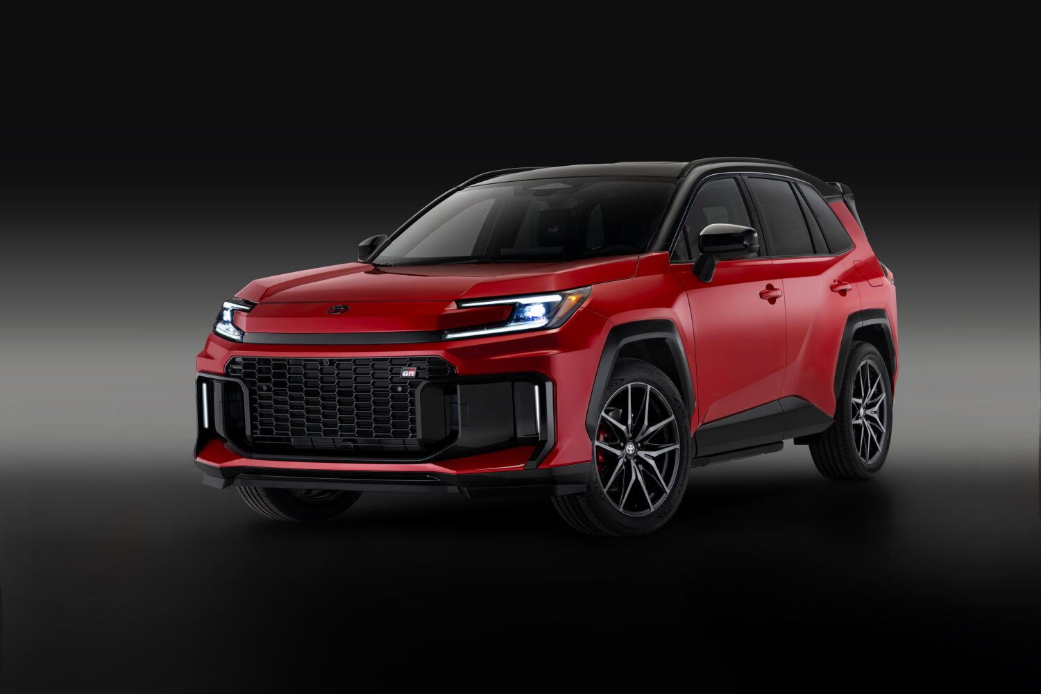 Toyota RAV4 2026: versiones, equipamiento y análisis contra rivales